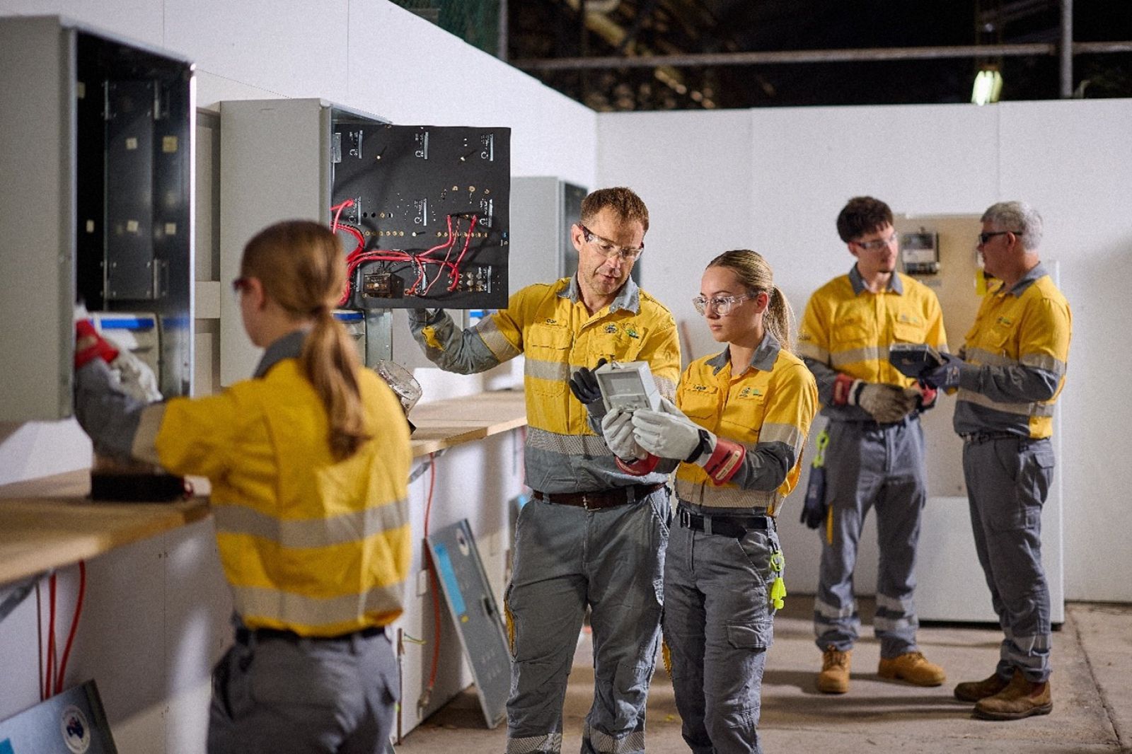 Apprenticeships | Ergon Energy