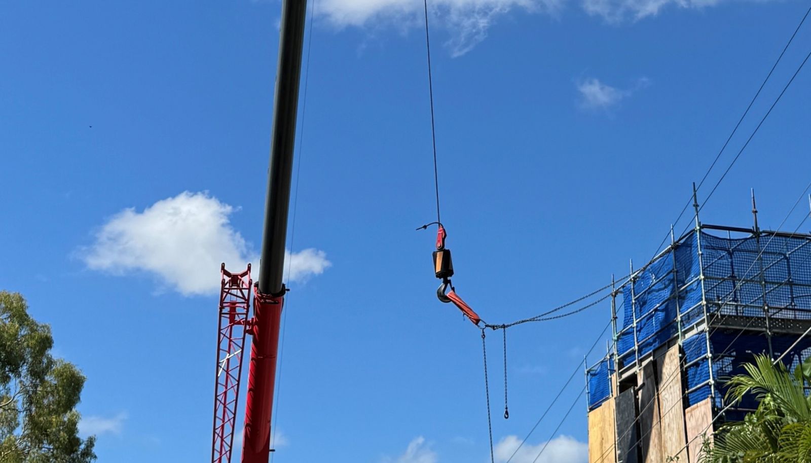 Ergon urges large vehicle and plant users to stay alert around overhead ...